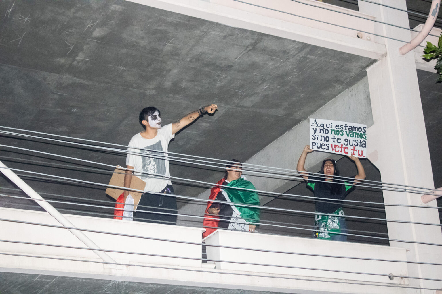 In Photos: June 11 anti-ICE protest in Downtown Santa Ana - el Don News